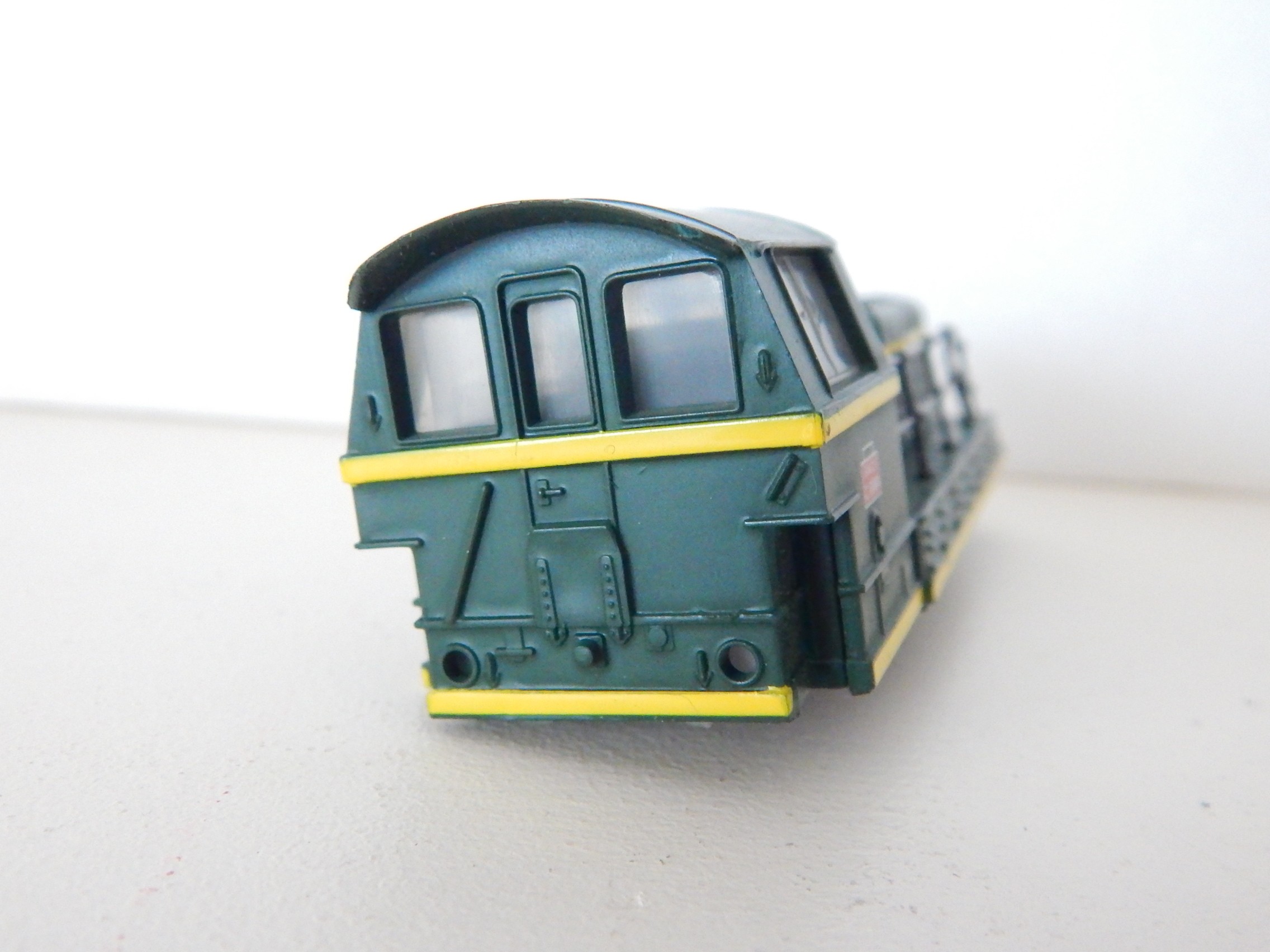 JOUEF CAISSE DE LOCOMOTIVE C 61004 AVEC CHEMINEE RAMBARDE ET VIS HO...