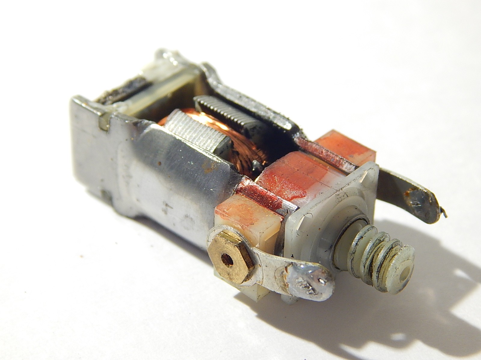 REF 15702 JOUEF MOTEUR 5 POLES + VIS SANS FIN LOCOMOTIVE BB 17029 H...