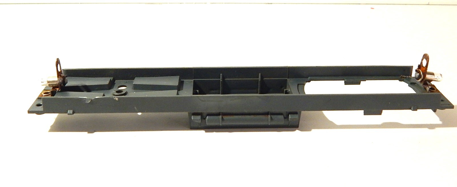 Réf 15744 JOUEF CHASSIS DE LOCOMOTIVE BB 22335 HO - CC2RAILS.COM