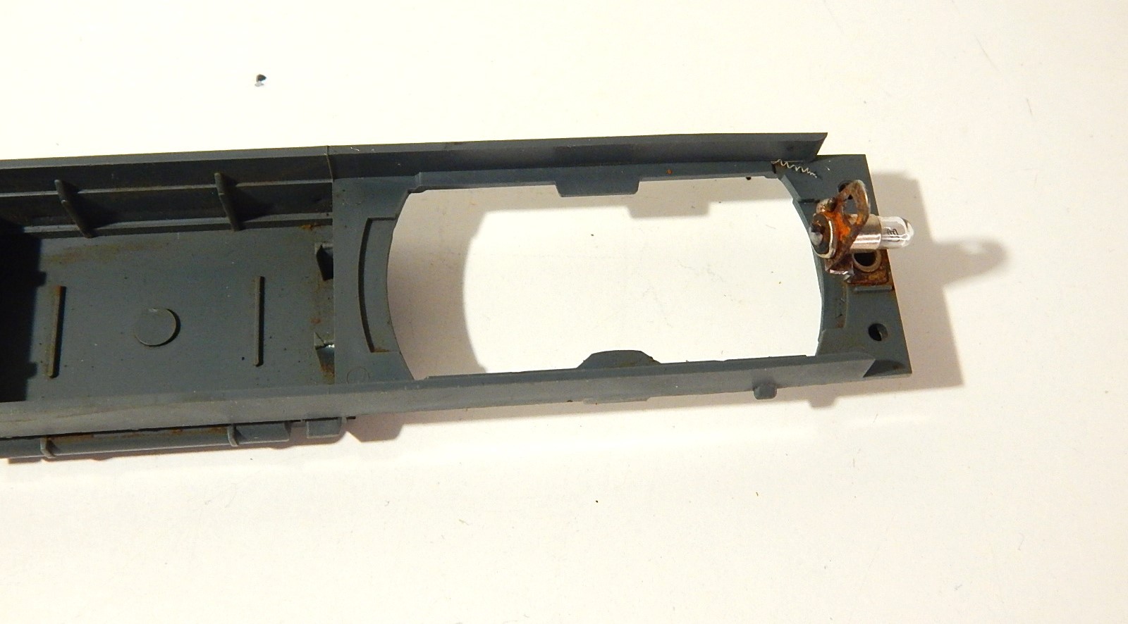 Réf 15744 JOUEF CHASSIS DE LOCOMOTIVE BB 22335 HO - CC2RAILS.COM