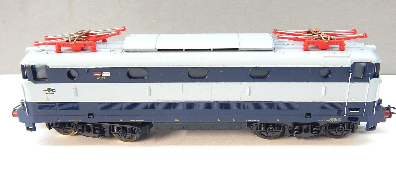 LIMA LOCOMOTIVE ELECTRIQUE E 444. LOGO LA TORTUE TRES BON ETAT SANS...