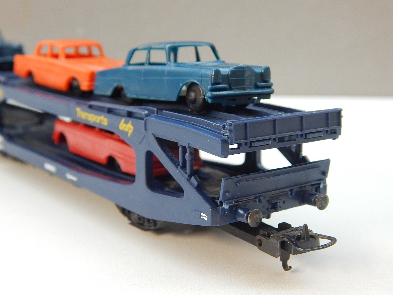 LIMA WAGON STVA BLEU AVEC VOITURE HO SANS BOITE - CC2RAILS.COM