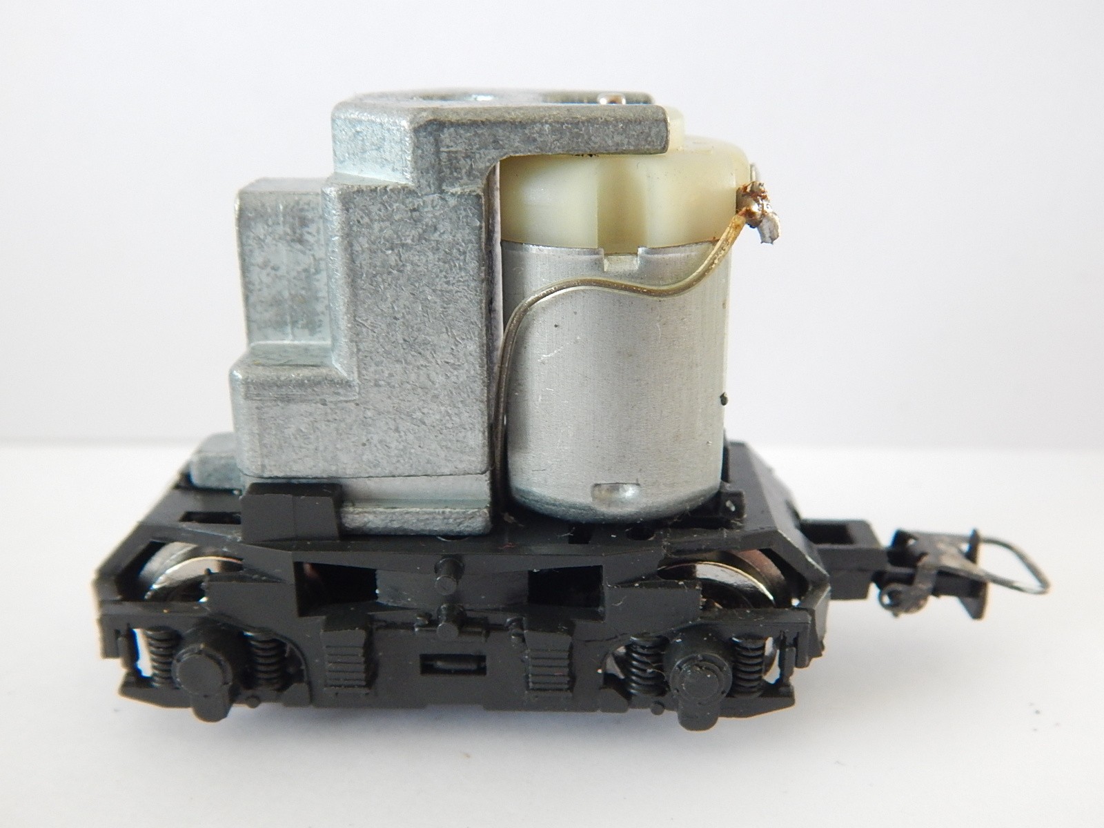 Réf 16755 FOBBI JOUEF HO BLOC BOGIE MOTEUR CAPTEUR POUR LOCOMOTIVE ...